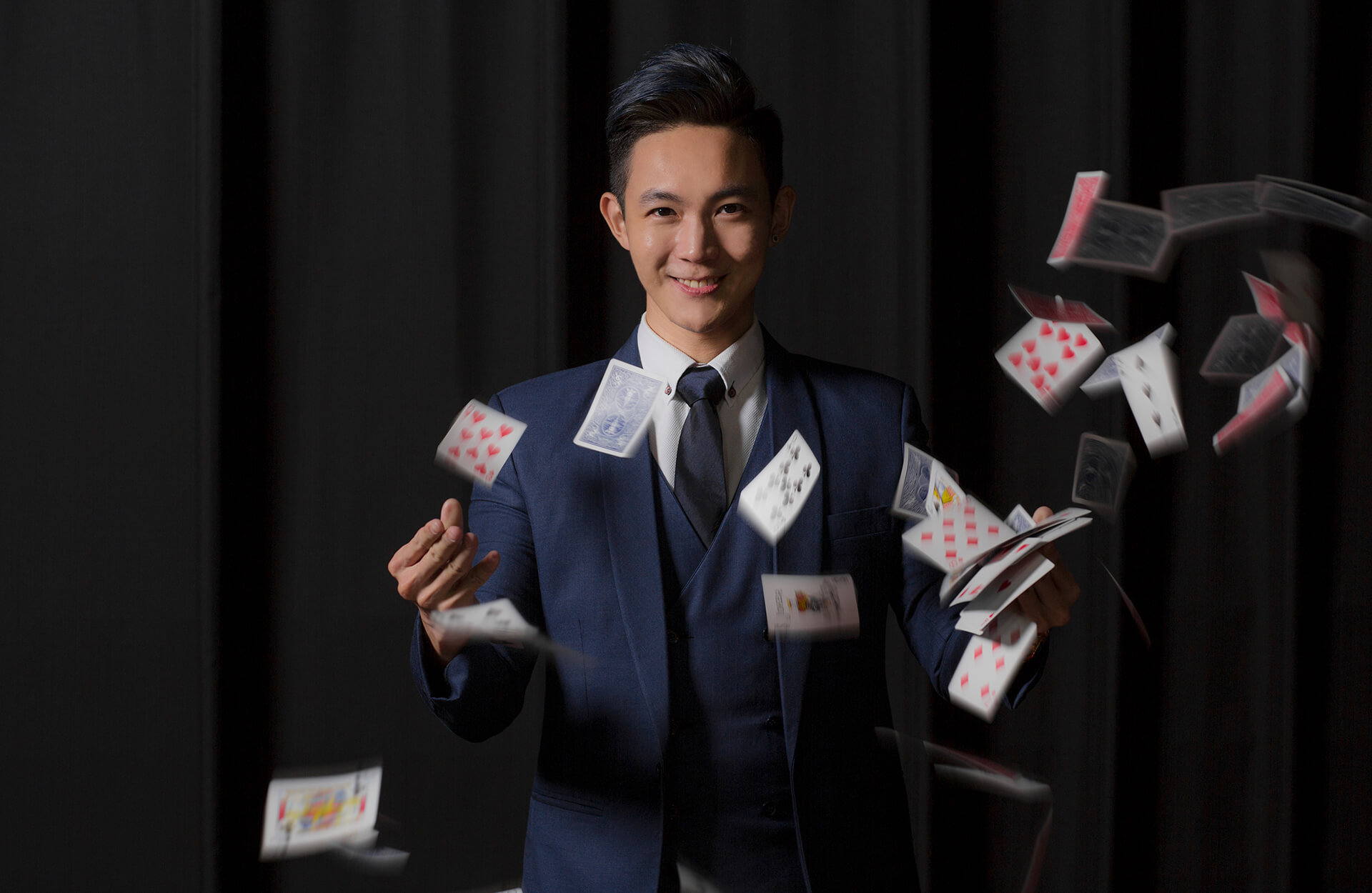 Tommy Kian | Singapore #1 Magician and Entertainer for your event